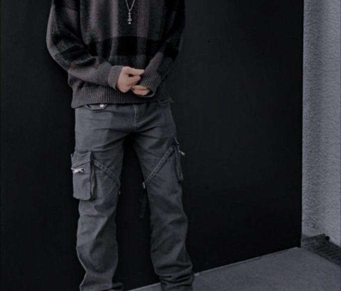 What Is Emo Style? The Ultimate Guide to Emo Pants & Alternative ...